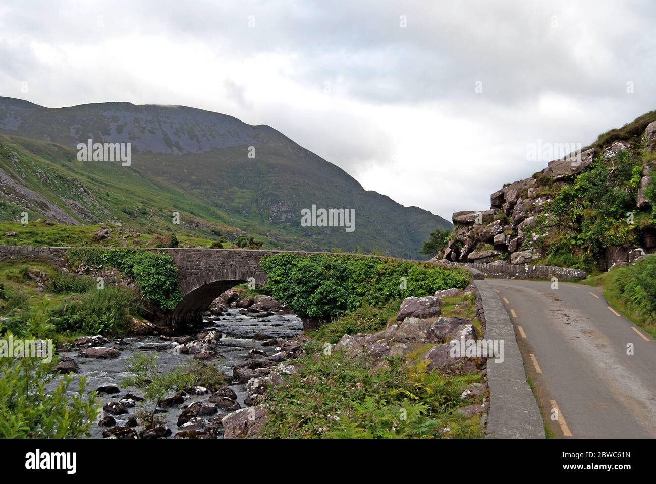 An old stone bridge Killarney National Park, Ireland Stock Photo - Alamy