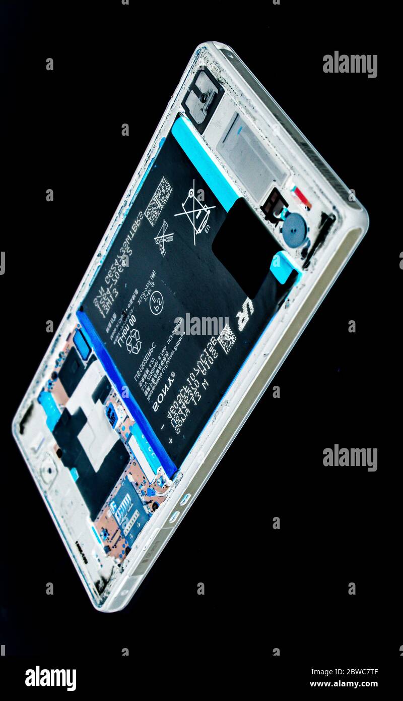 Modern smartphone picture hi-res stock photography and images - Alamy