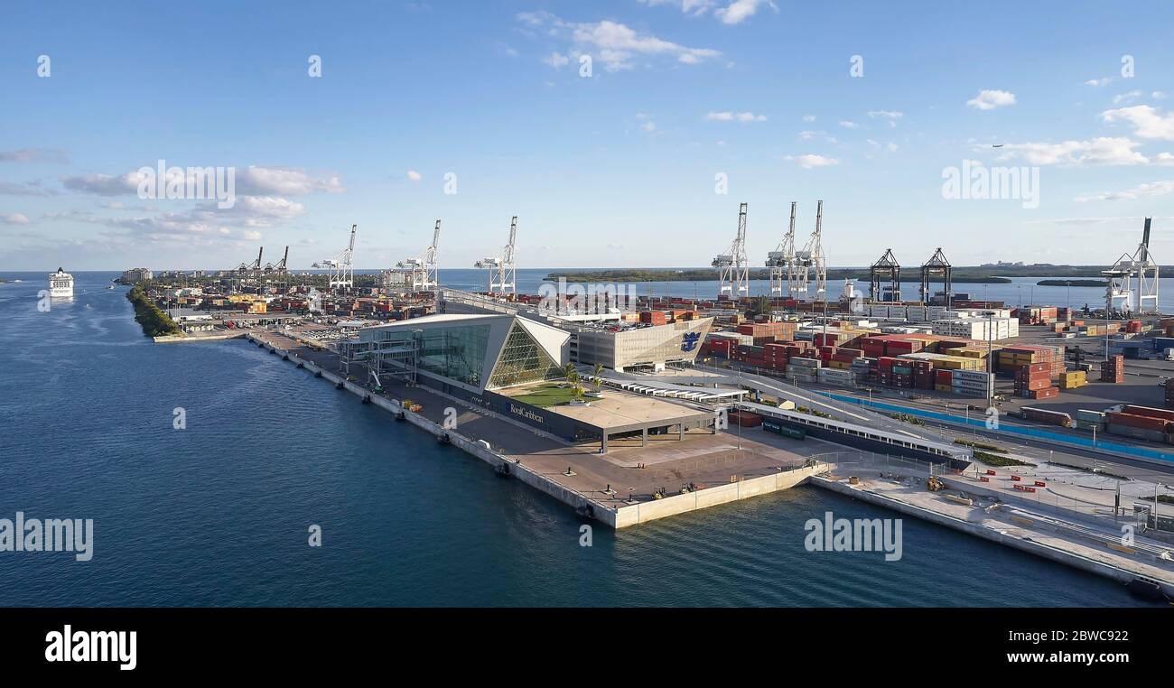 Royal caribbean ship miami hi-res stock photography and images - Alamy
