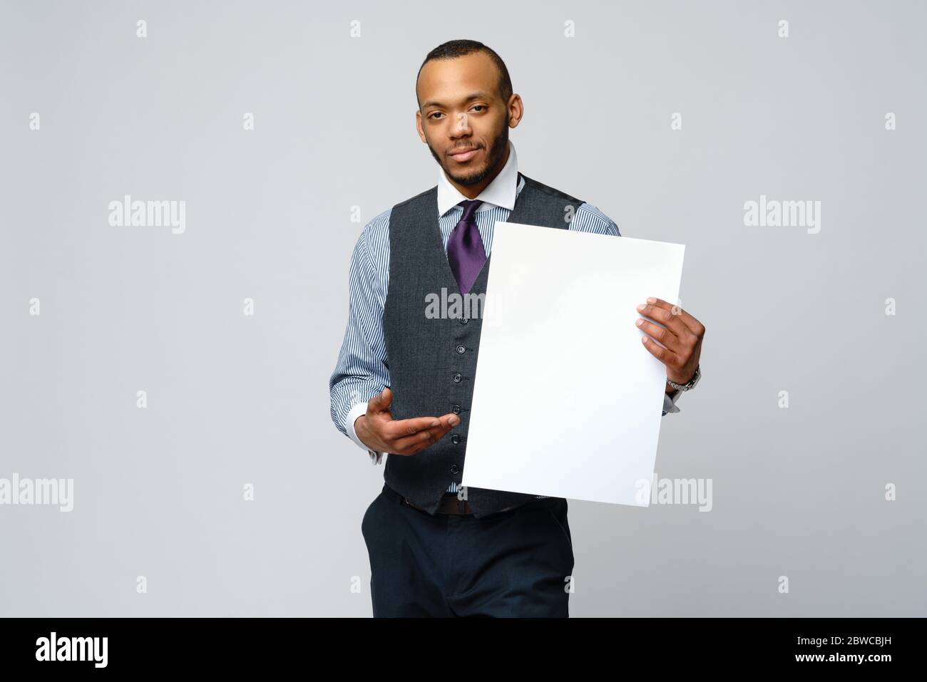 Business man presenting hi-res stock photography and images - Alamy