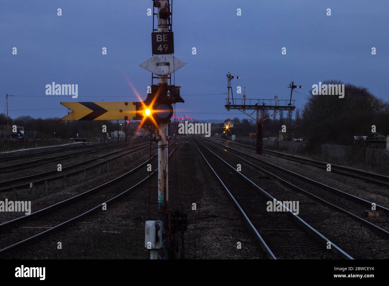 Uk rail signal hi-res stock photography and images - Alamy