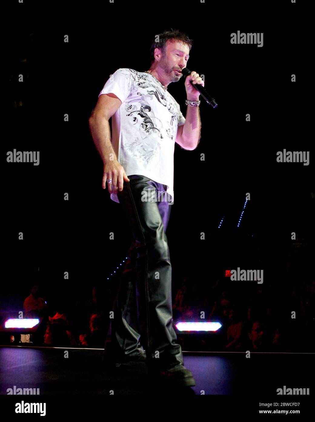 Lead vocalist Paul Rodgers performs with Bad Company at the Seminole ...