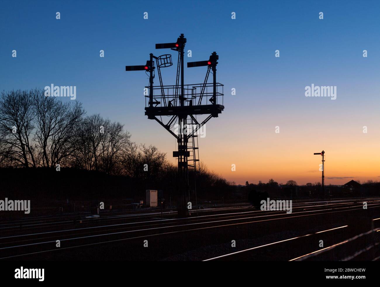 24/12/2015 Wrawby Junction, Barnetby (Lincs) Sun setting over railway ...