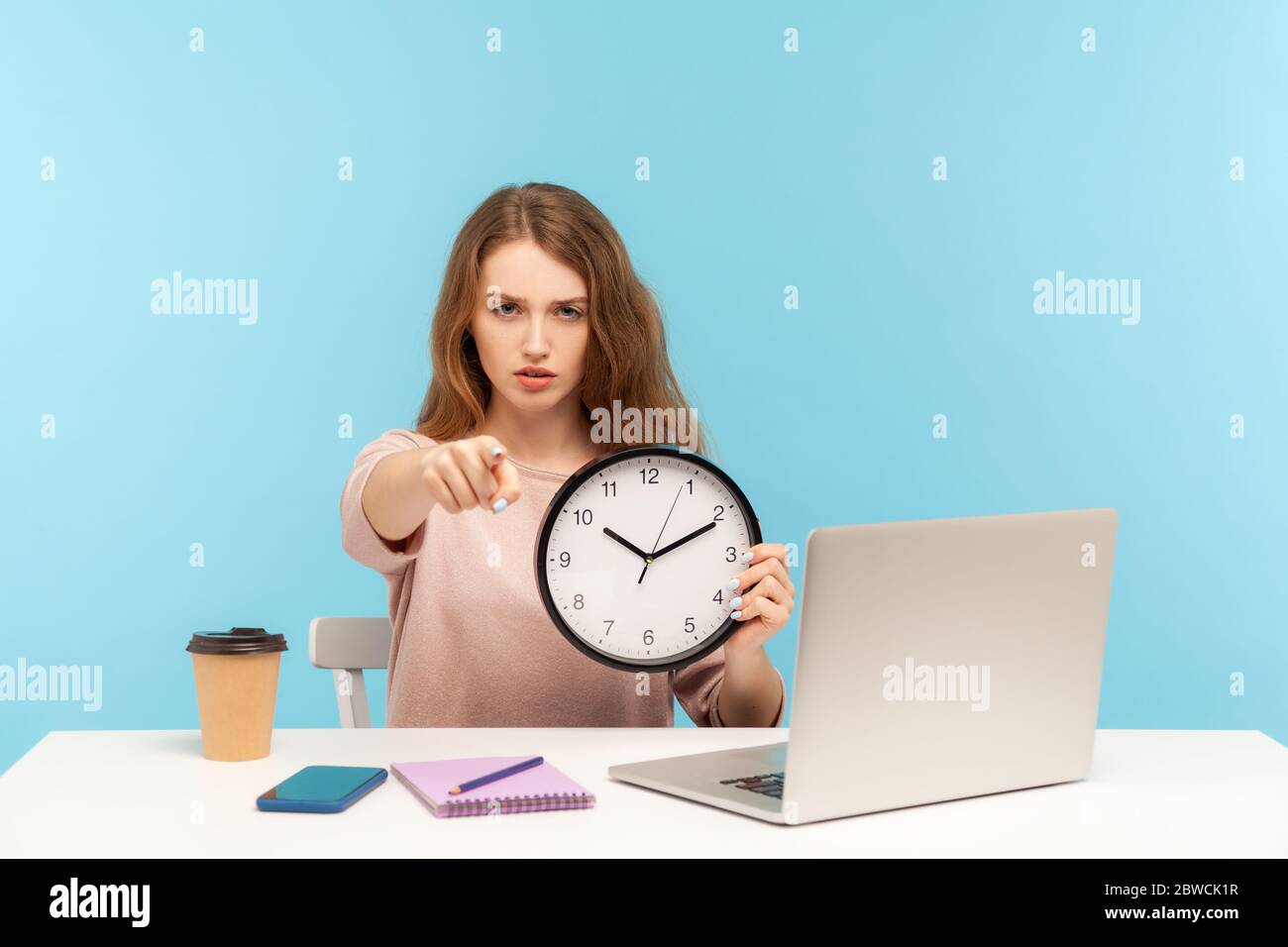 Choo choo clock hi-res stock photography and images - Alamy