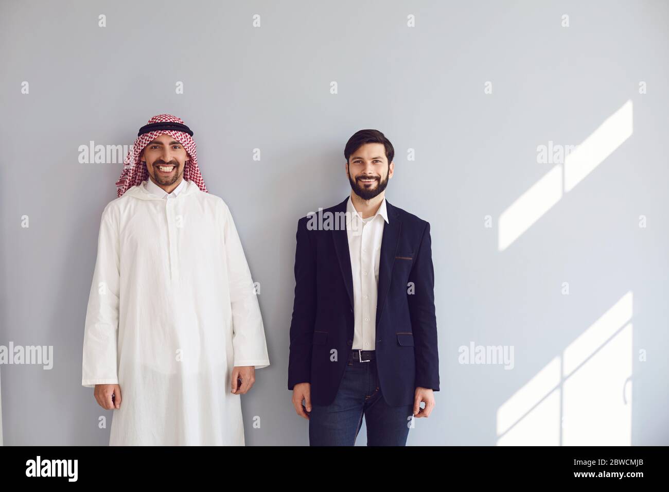 Kandura saudi arabia hi-res stock photography and images - Alamy