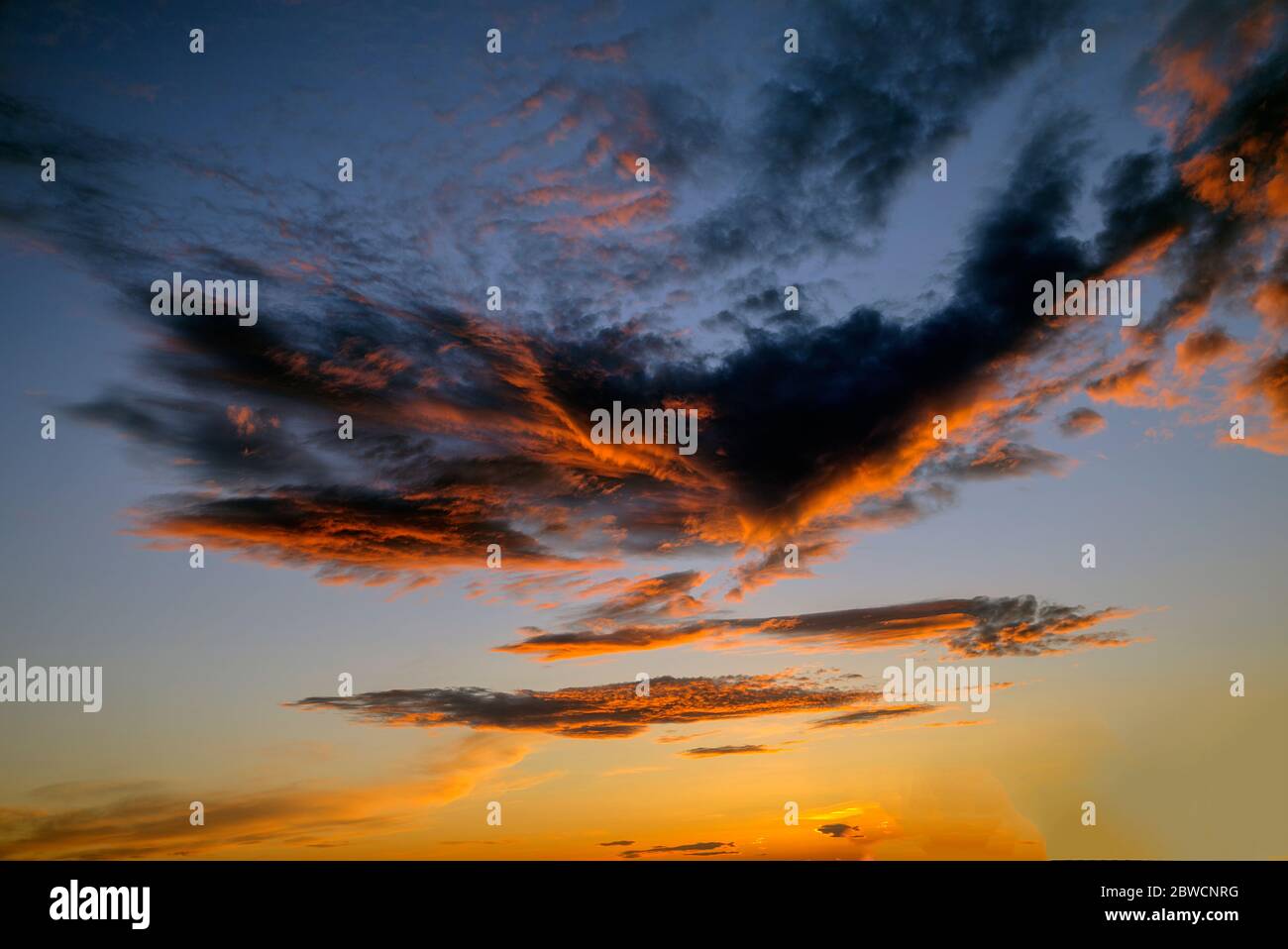 Dramatic sky wallpaper hi-res stock photography and images - Alamy