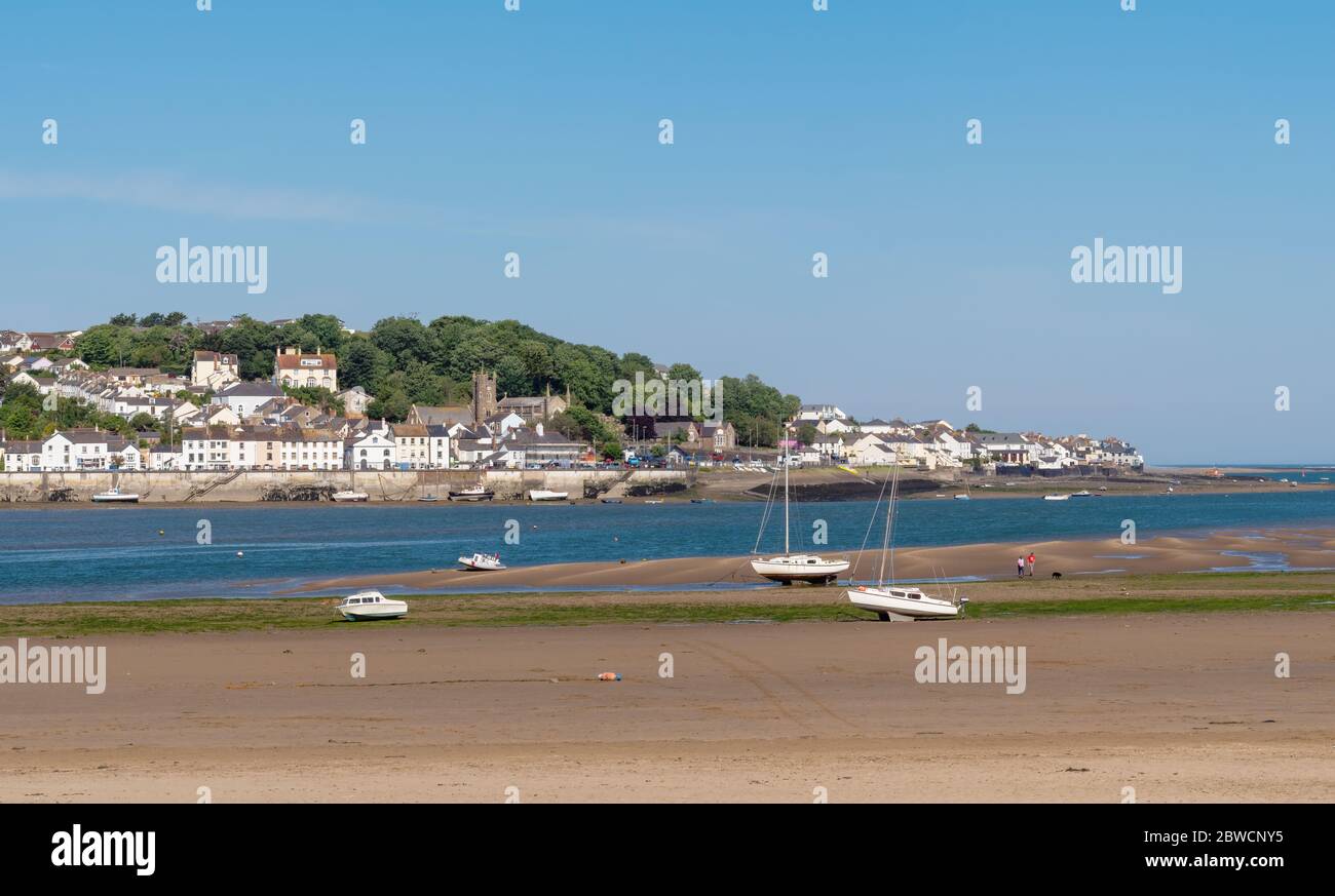 APPLEDORE, NORTH DEVON, UK - MAY 31 2020: Large panorama view of ...