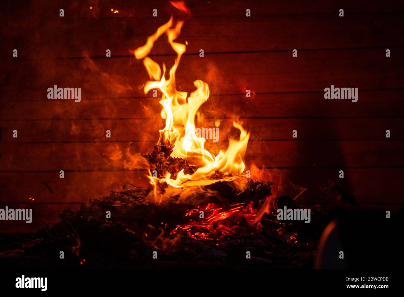 Book bonfire hi-res stock photography and images - Alamy