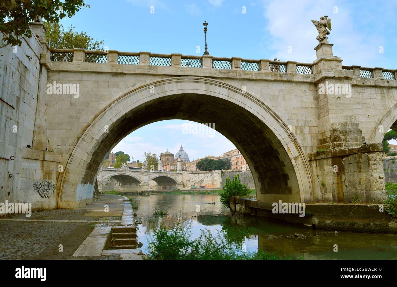 St. Angelo Bridge crossing the river Tiber to the historical Castle of ...