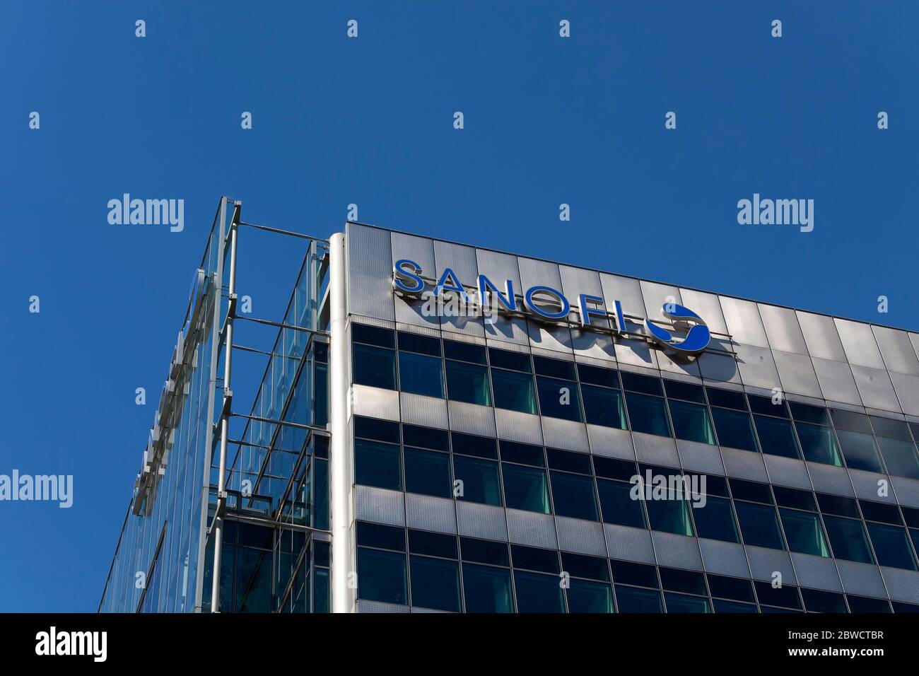 Building of Sanofi in Berlin Stock Photo - Alamy