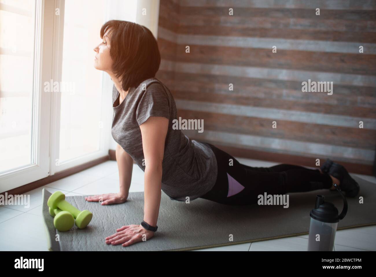 Female Body Model Side View High Resolution Stock Photography and ...