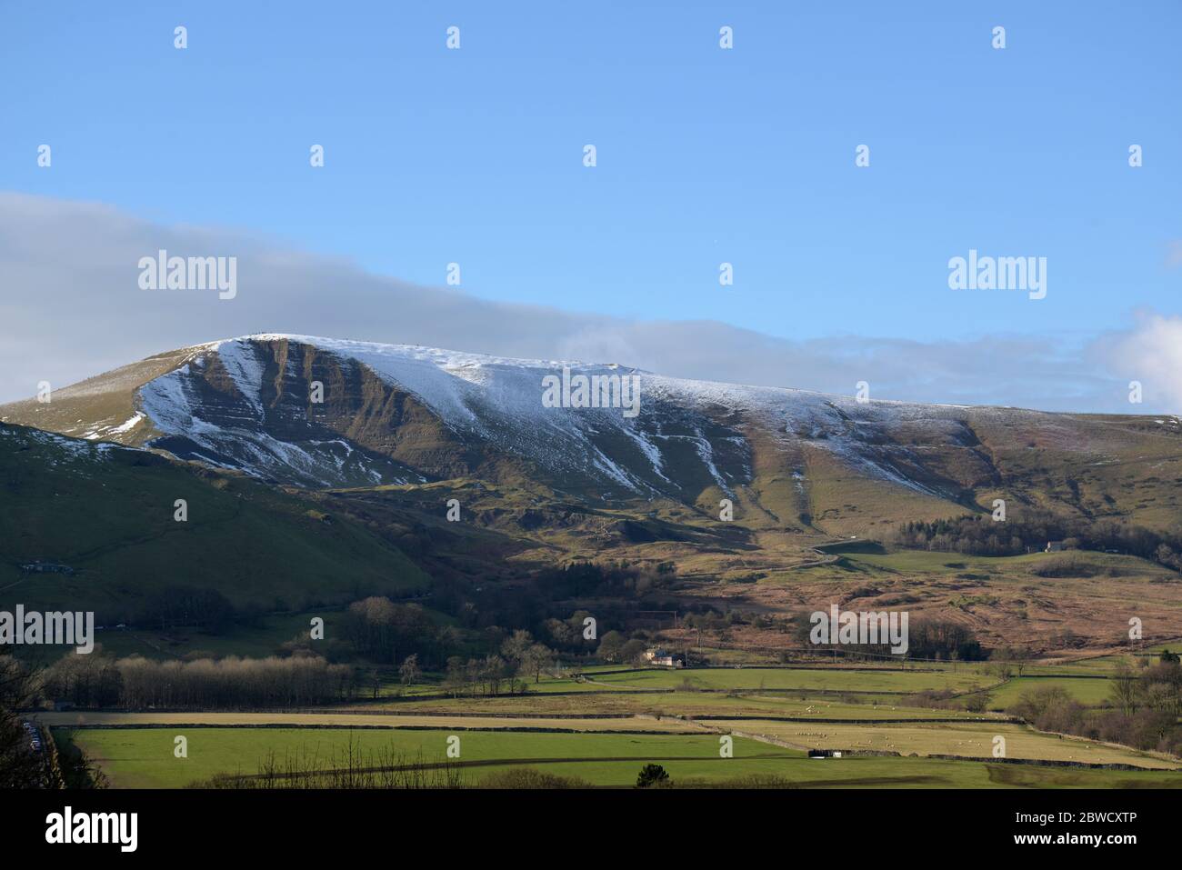 Peak district barrows hi-res stock photography and images - Alamy