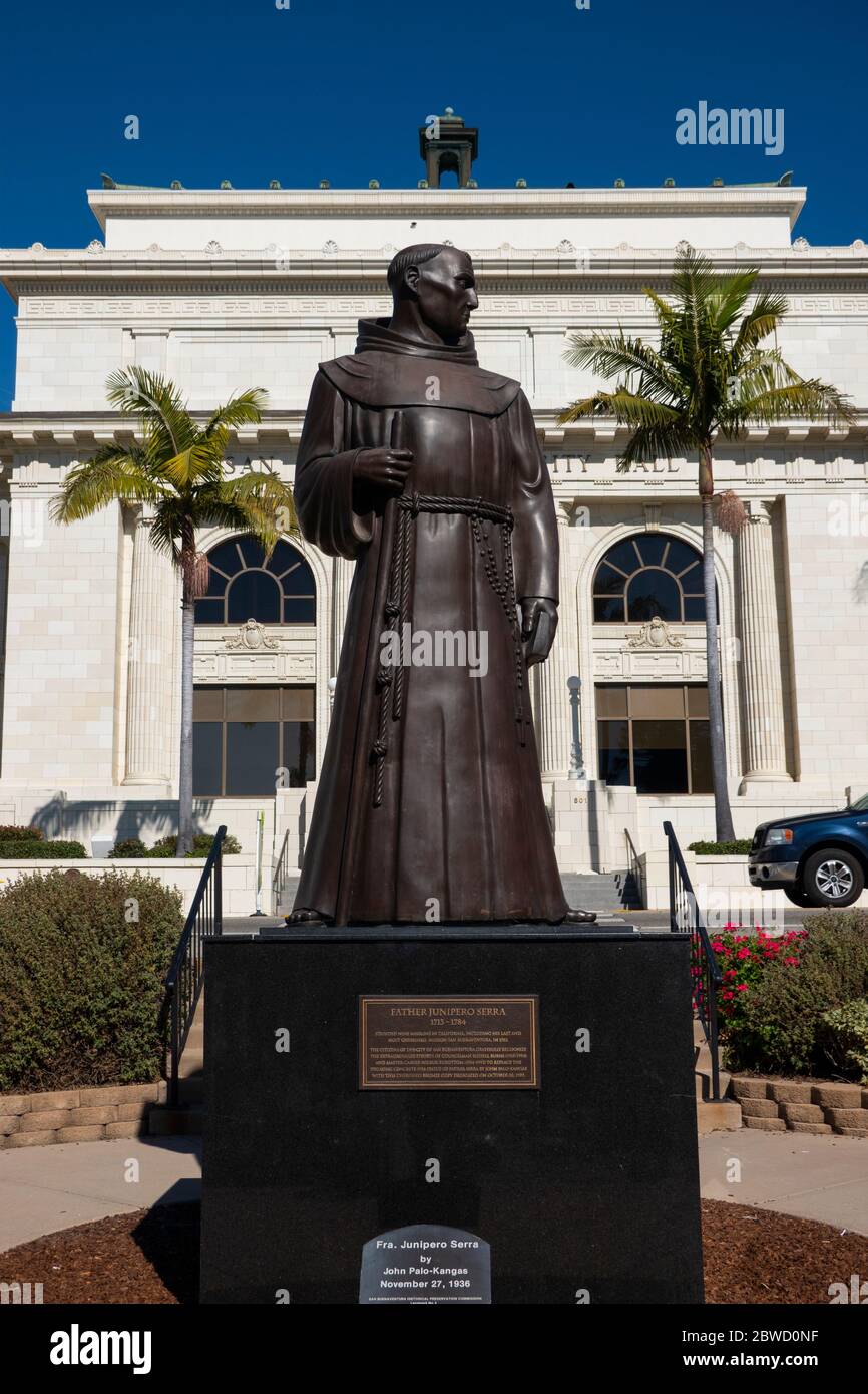 Ventura City Hall downtown Ventura CA Stock Photo - Alamy