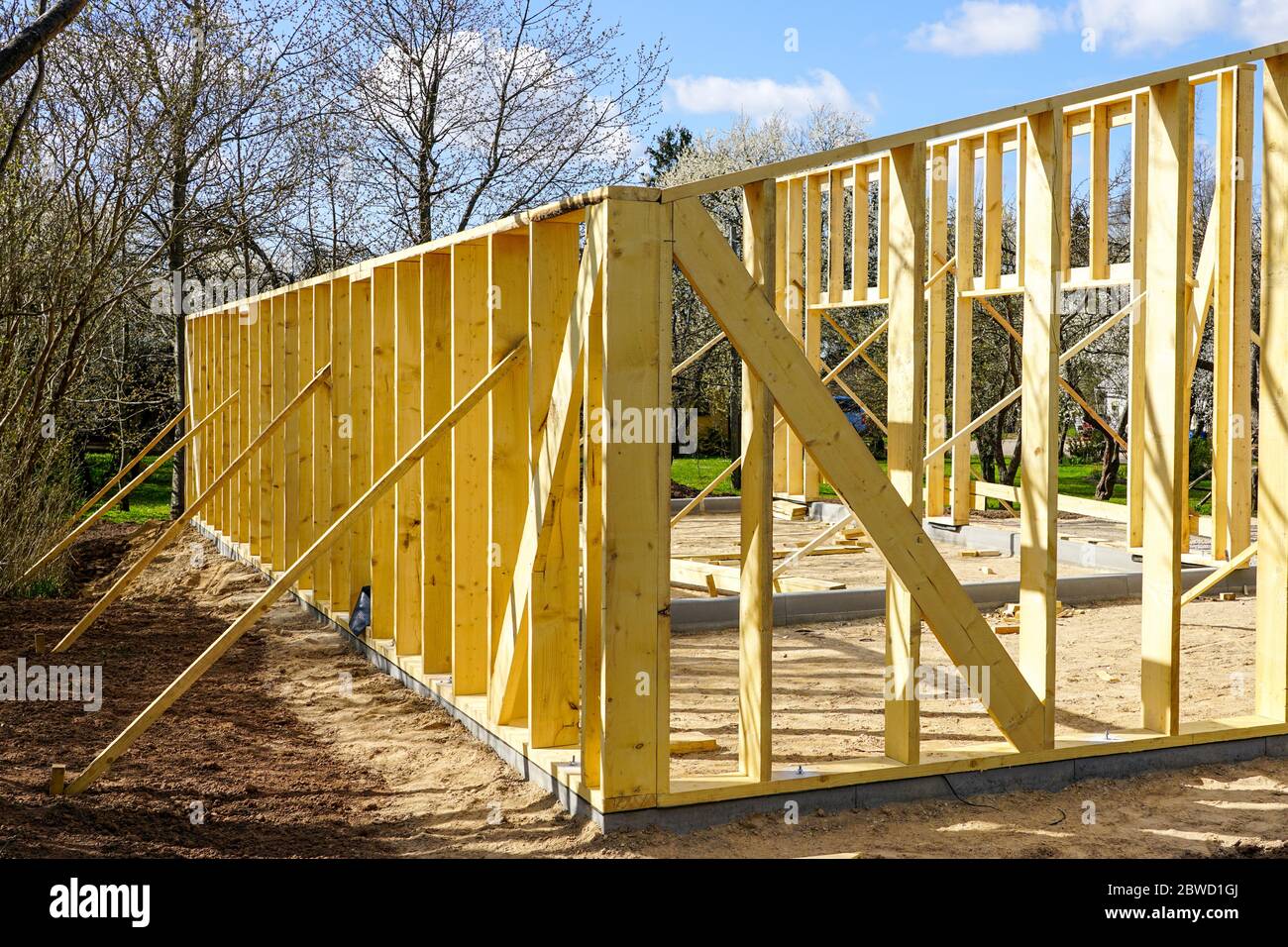 new wooden barn post and beam construction Stock Photo - Alamy