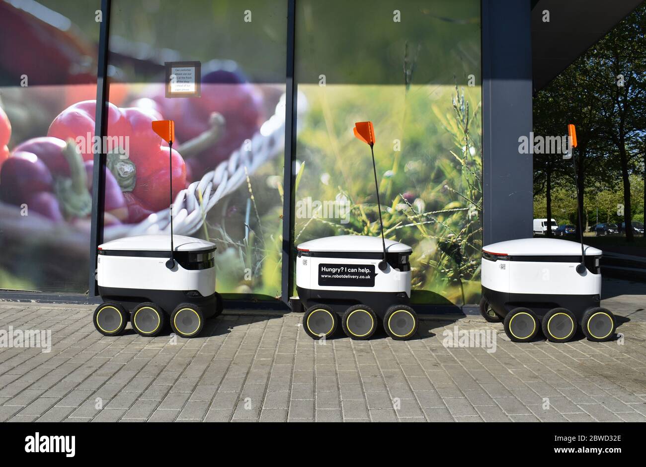 Starship delivery robots outside Budgens in Milton Keynes Stock Photo ...