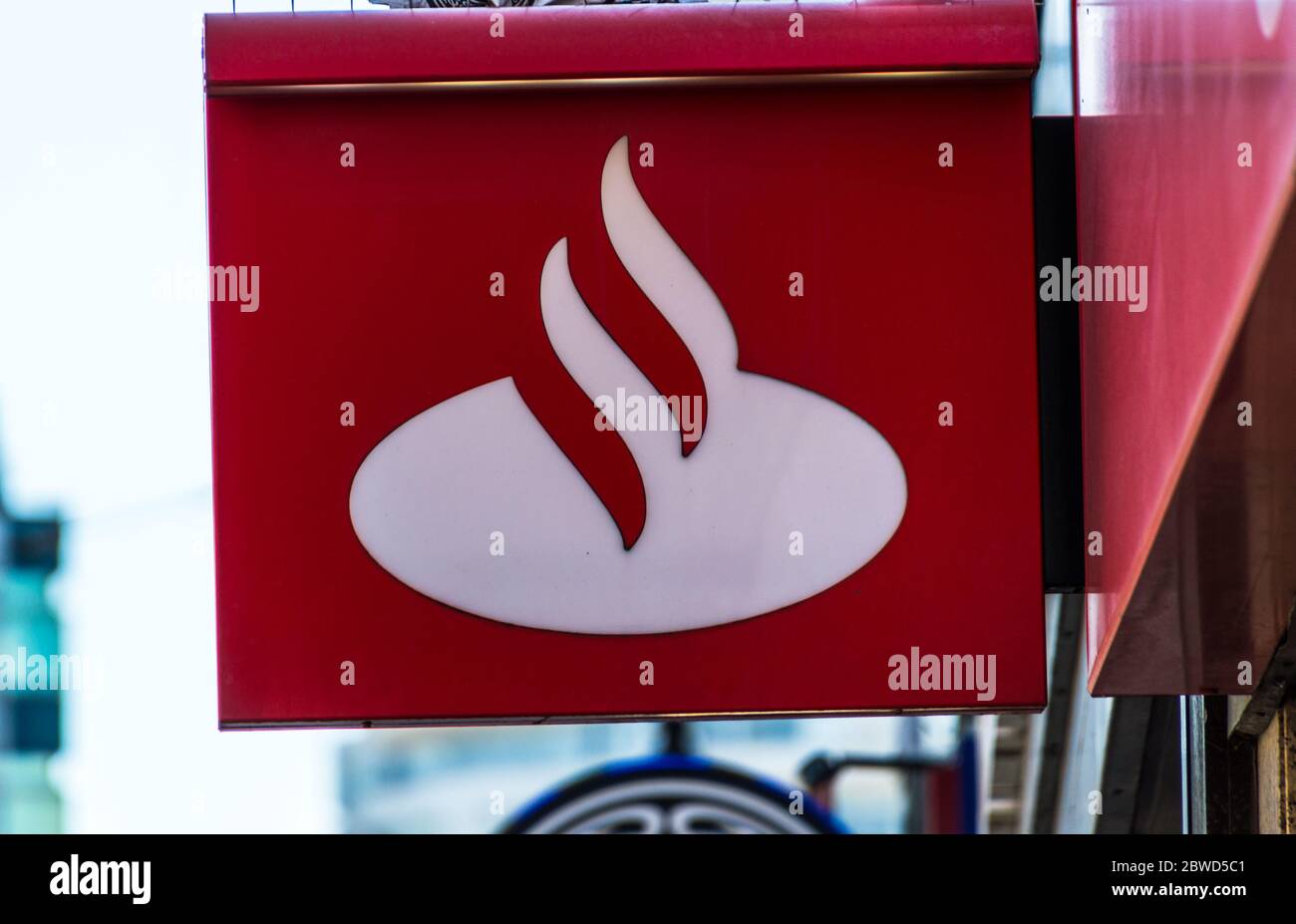 Santander logo hi-res stock photography and images - Alamy