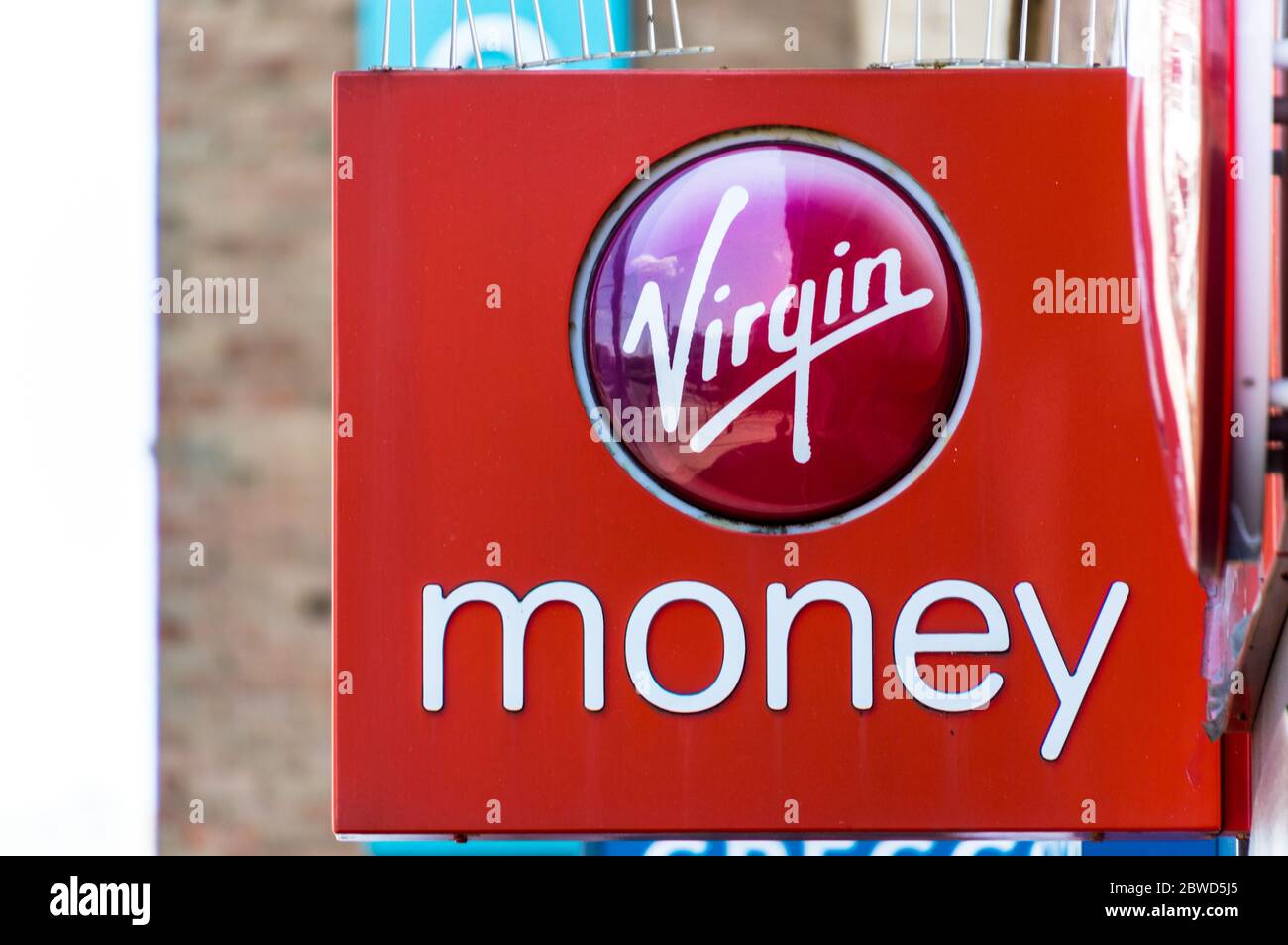 Retail banking money business hi-res stock photography and images - Alamy
