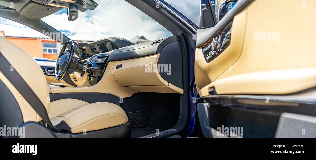 Noble automotive hi-res stock photography and images - Alamy