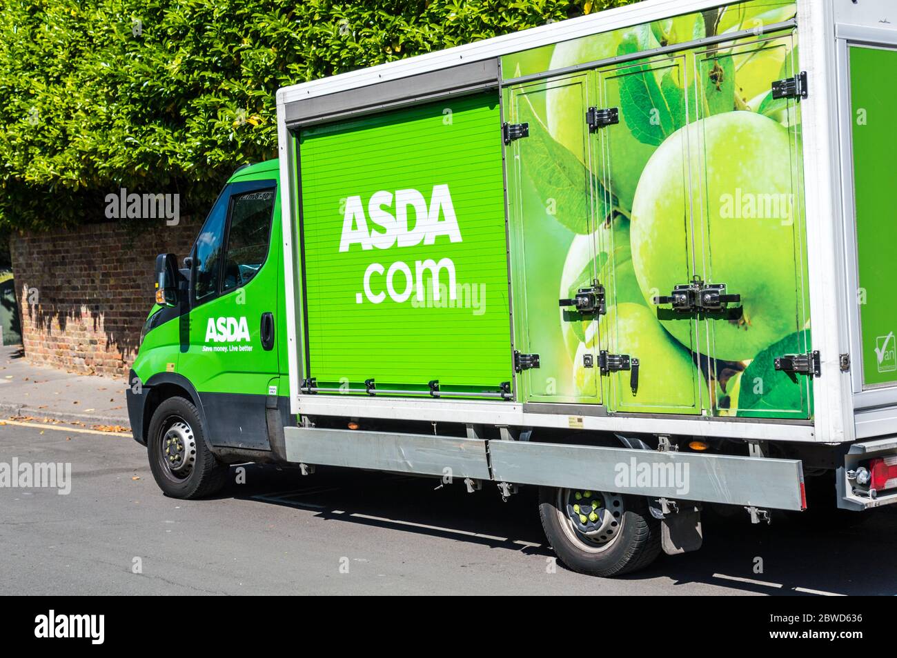Asda delivery van hi-res stock photography and images - Alamy