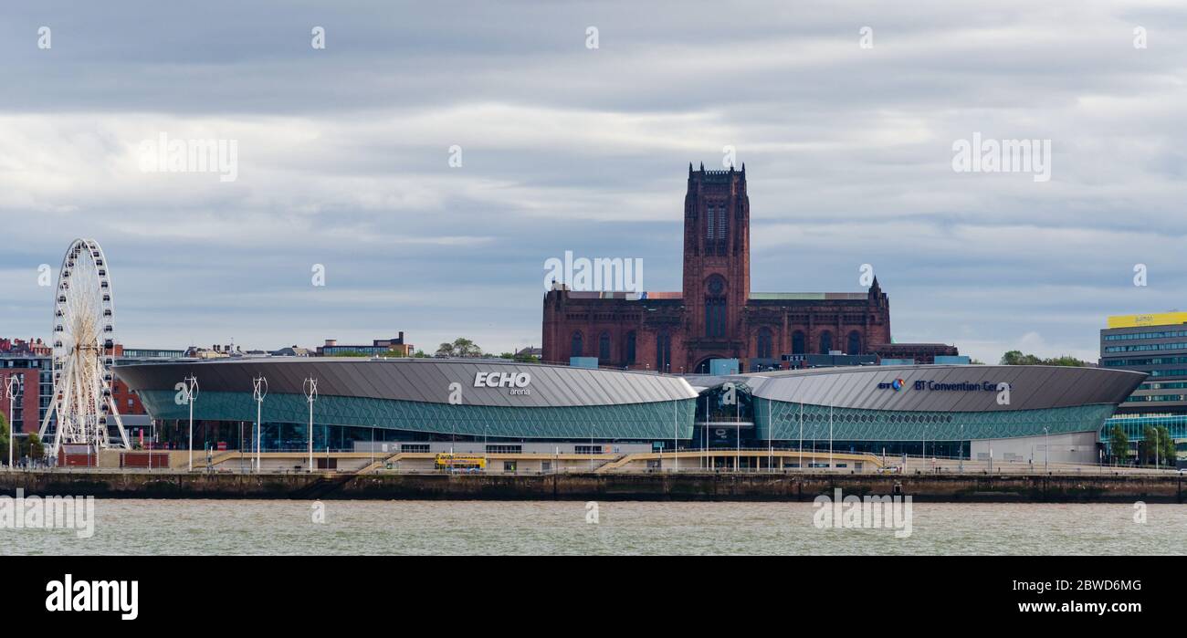 Bt building cathedral hi-res stock photography and images - Alamy