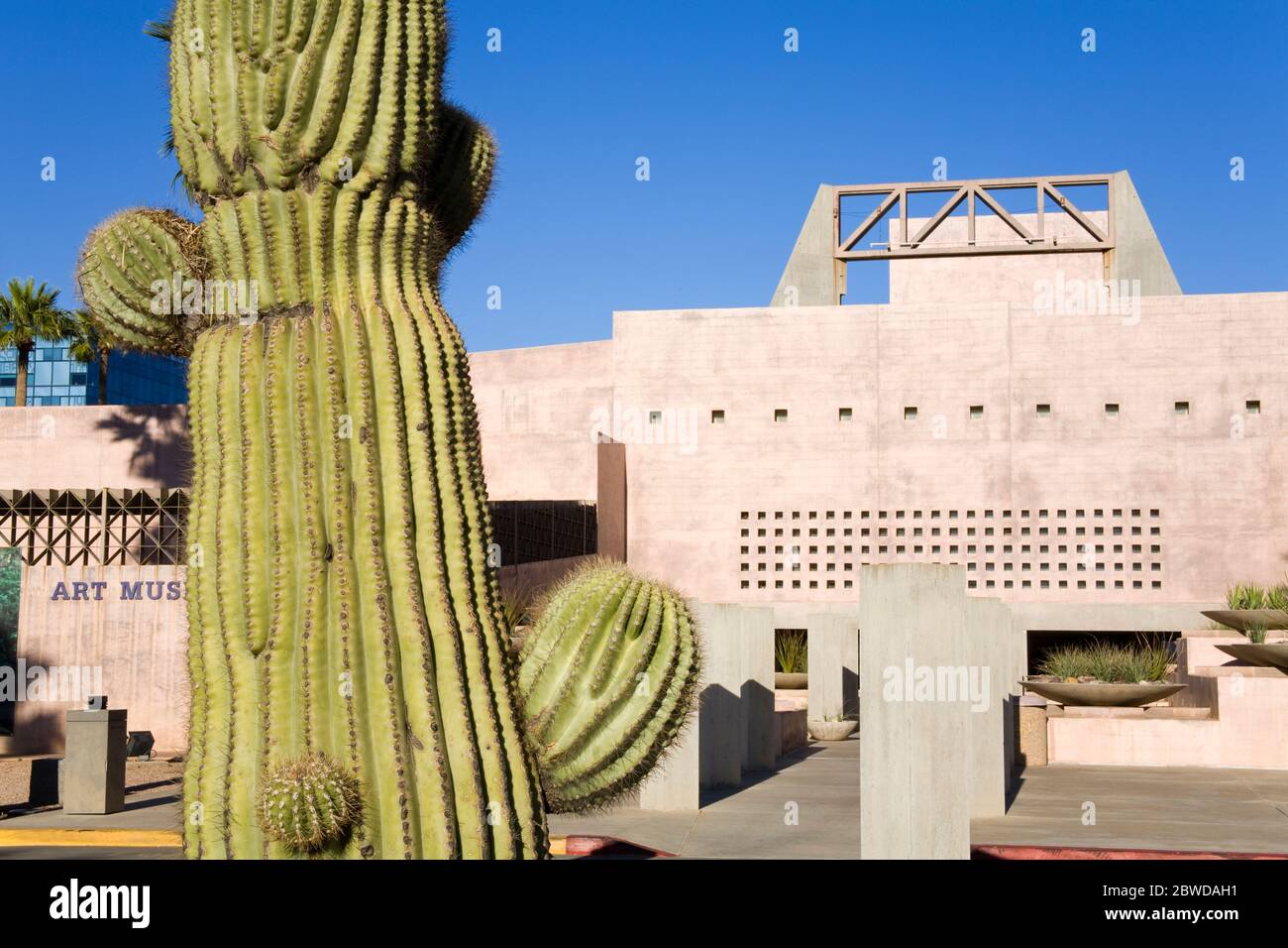 University of phoenix hi-res stock photography and images - Alamy