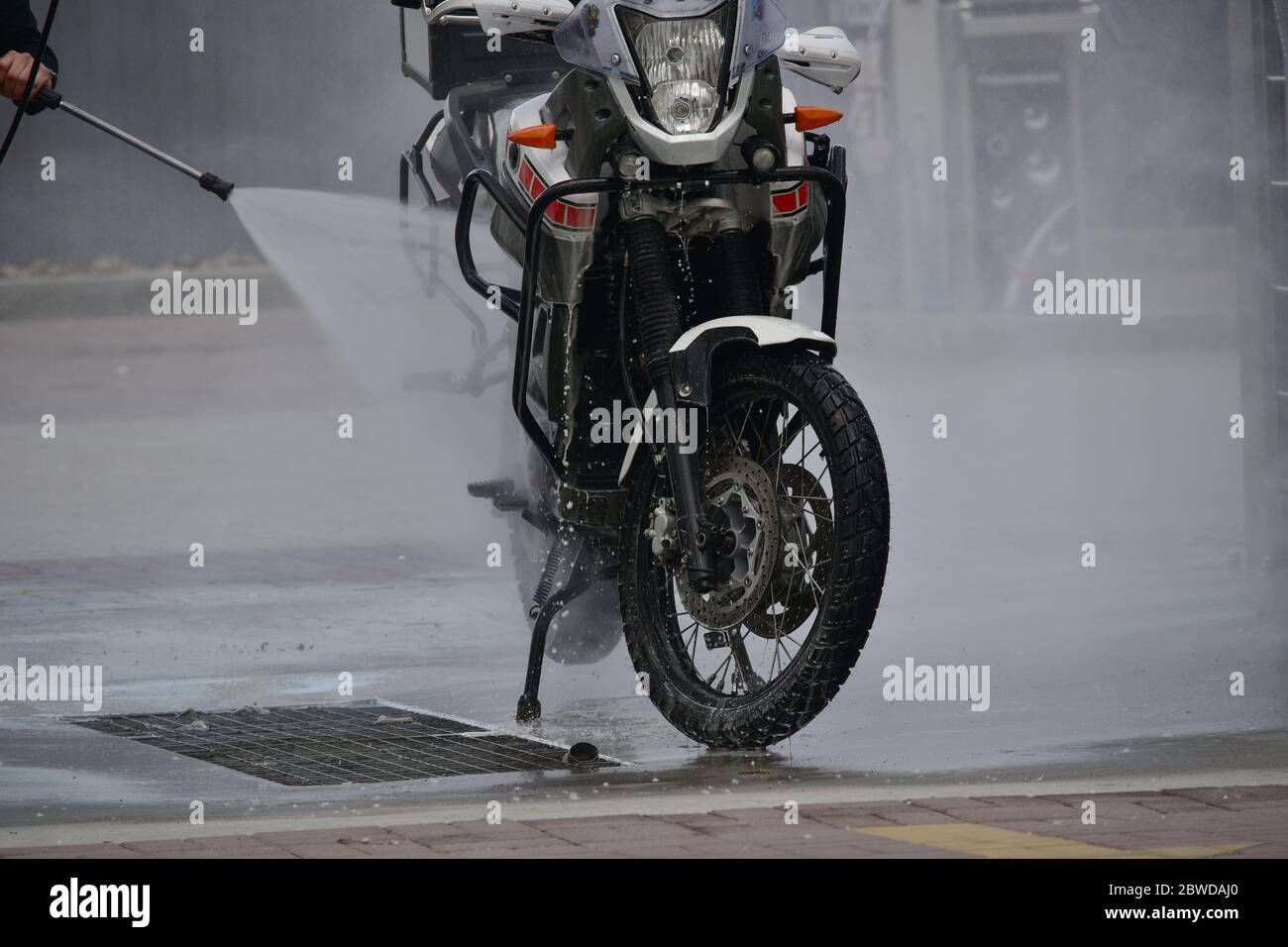 Motorcycle Car Wash Motorcycle Make more clean. A series of photos a ...