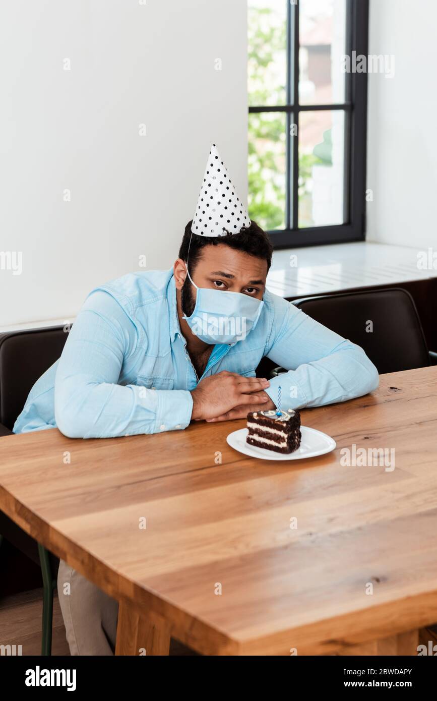 Medical mask birthday cake hi-res stock photography and images - Alamy