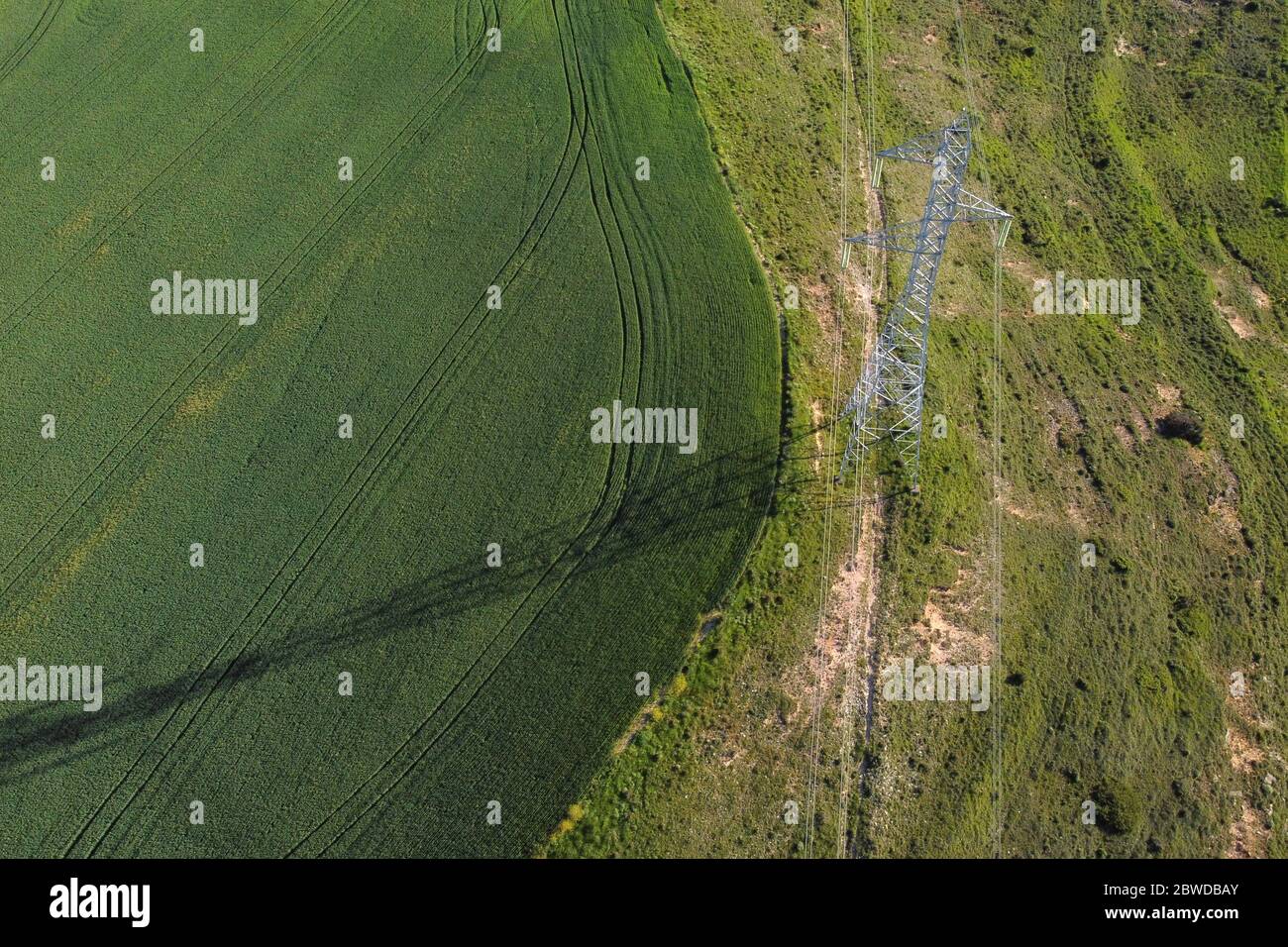 4k aerial power line tower hi-res stock photography and images - Alamy