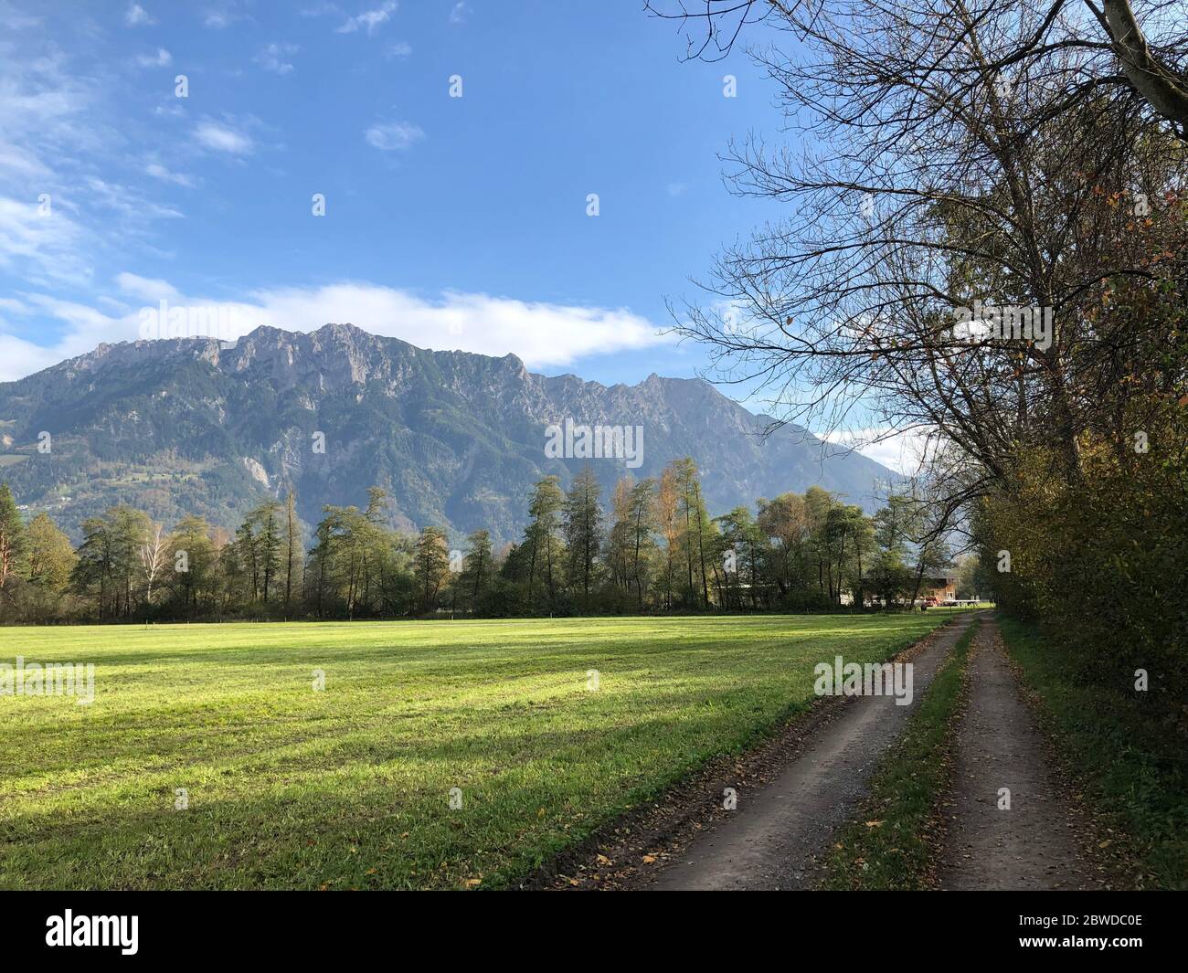 Time to enjoy the countryside hi-res stock photography and images - Alamy