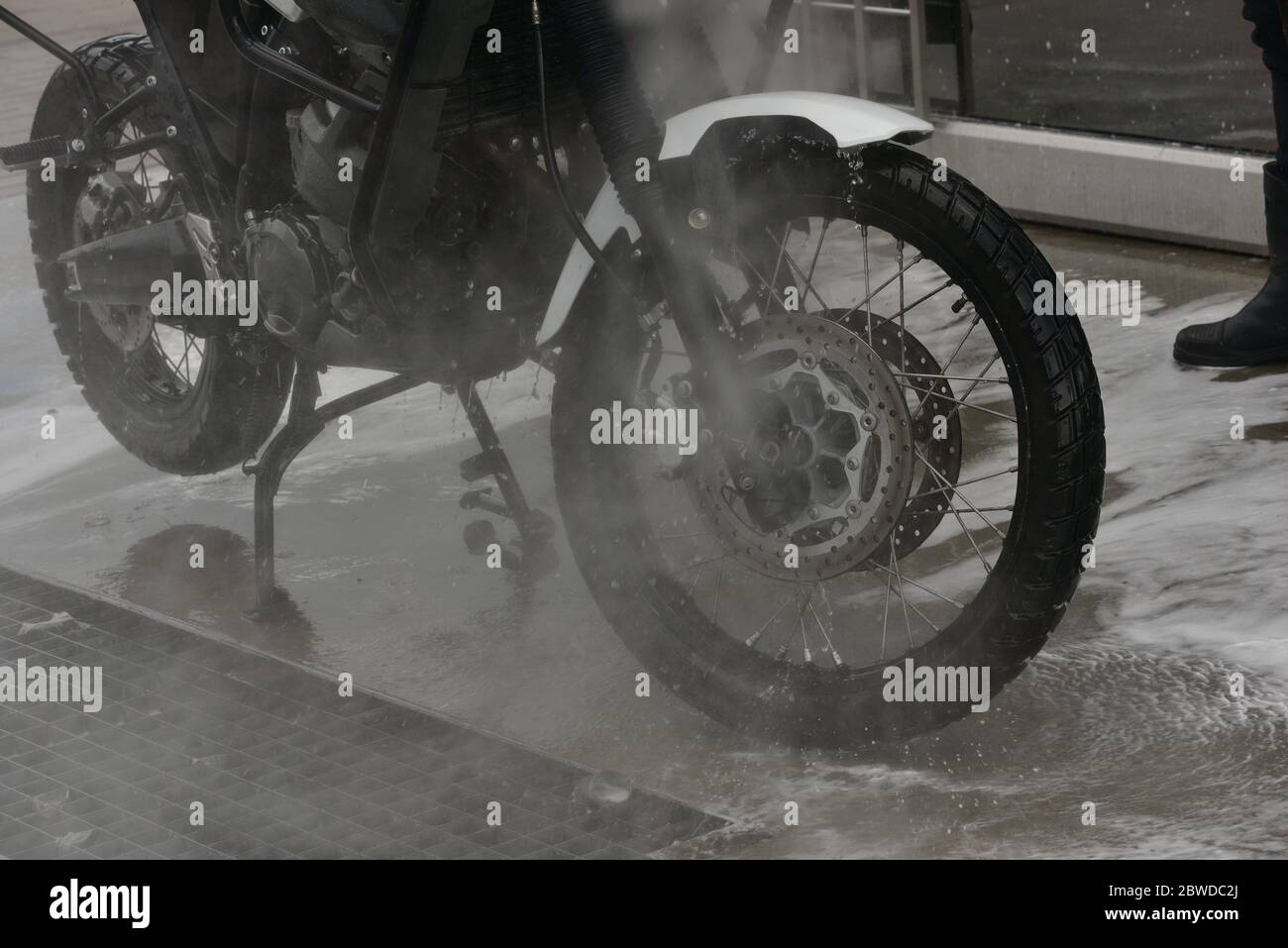 Motorcycle Car Wash Motorcycle Make more clean. A series of photos a ...