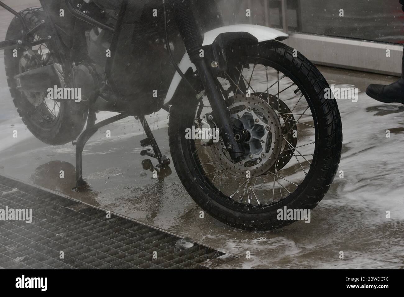 Motorcycle Car Wash Motorcycle Make more clean. A series of photos a ...