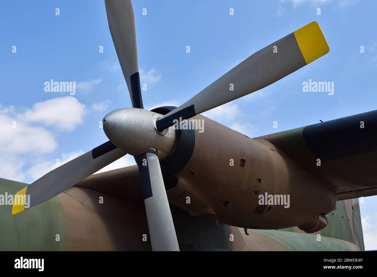Military propellers hi-res stock photography and images - Alamy
