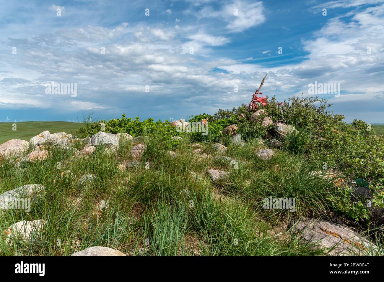 Sundial Hill Medicine Wheel in south eastern Alberta. The Sundial Hill ...