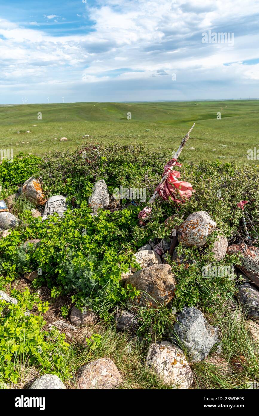 Sundial Hill Medicine Wheel in south eastern Alberta. The Sundial Hill ...