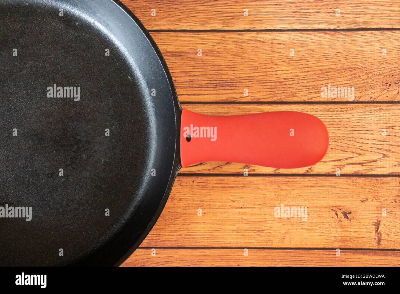 Too hot to handle hi-res stock photography and images - Alamy