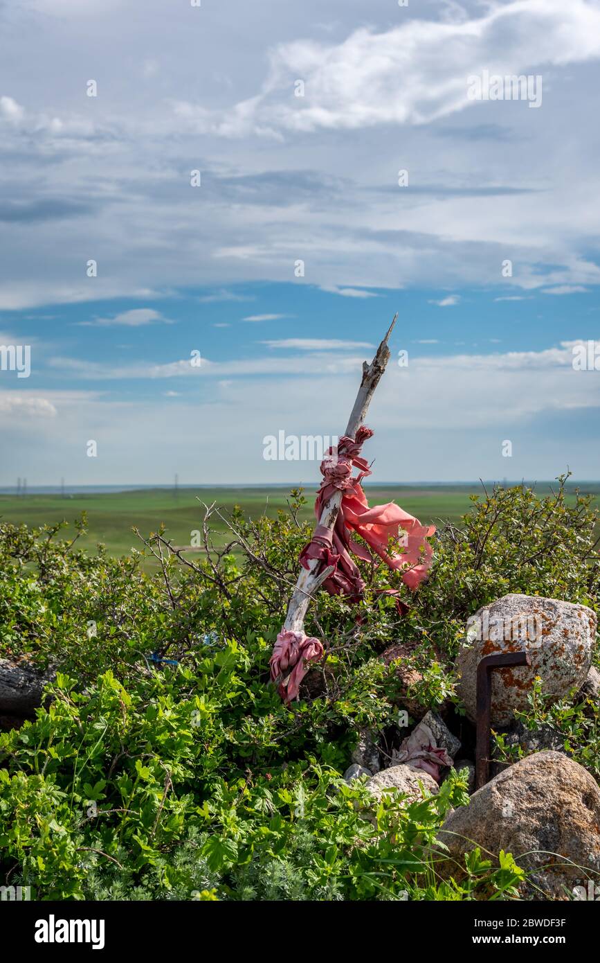 Sundial Hill Medicine Wheel in south eastern Alberta. The Sundial Hill ...