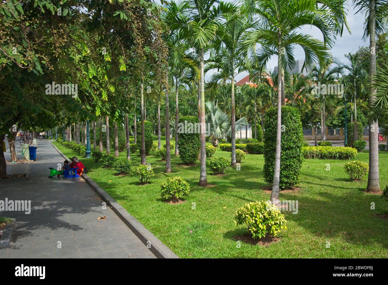 Phnom penh square hi-res stock photography and images - Alamy