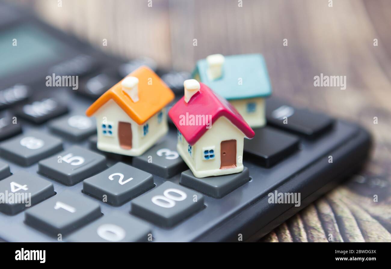 Calculator model house hi-res stock photography and images - Alamy