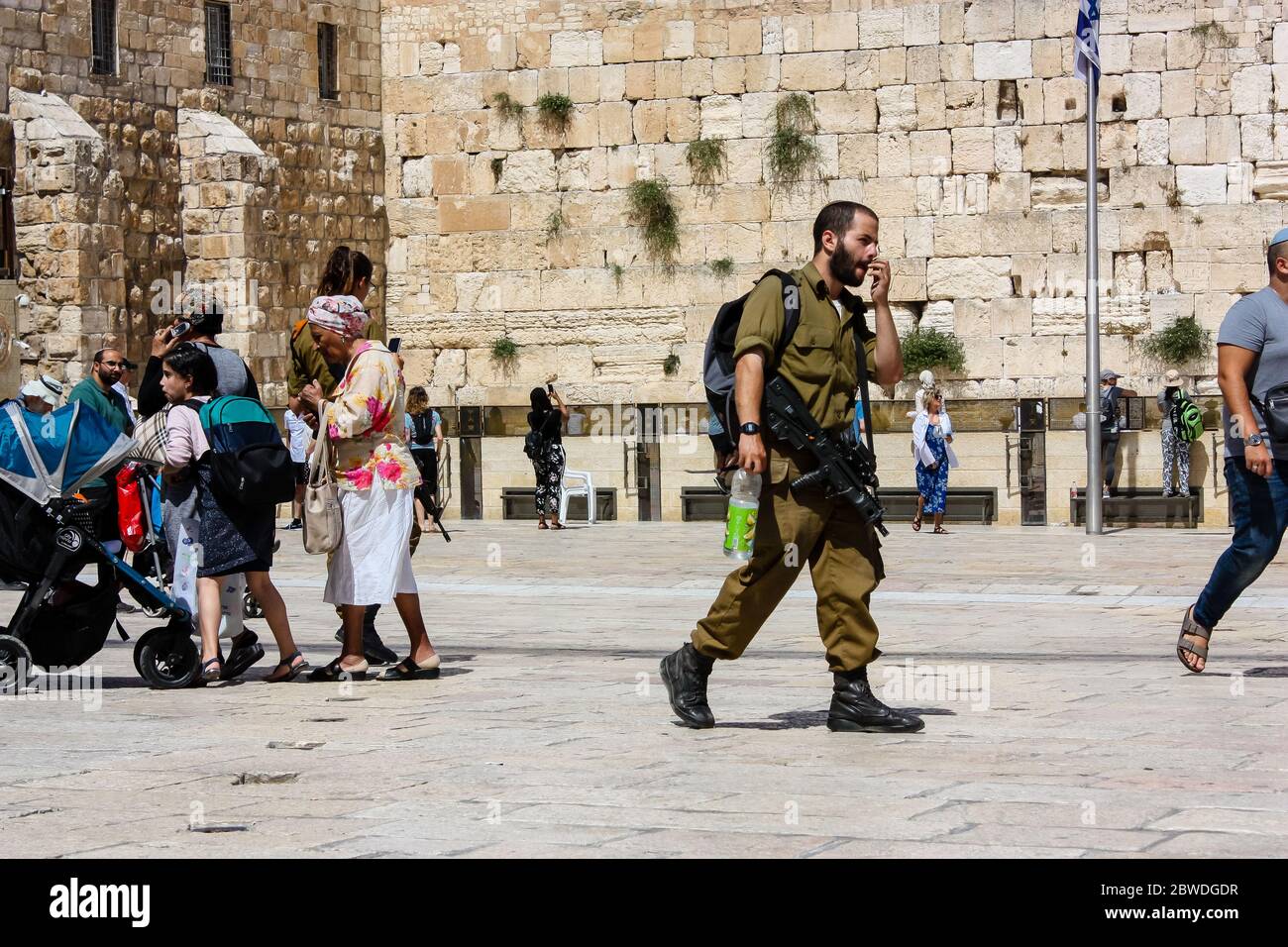 Israeli Woman Soldier High Resolution Stock Photography and Images - Alamy