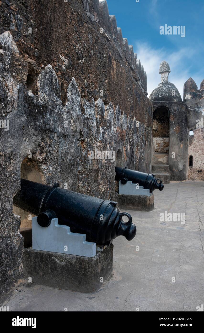 Fortification and canons inside Fort Jesus in Mombasa Stock Photo - Alamy