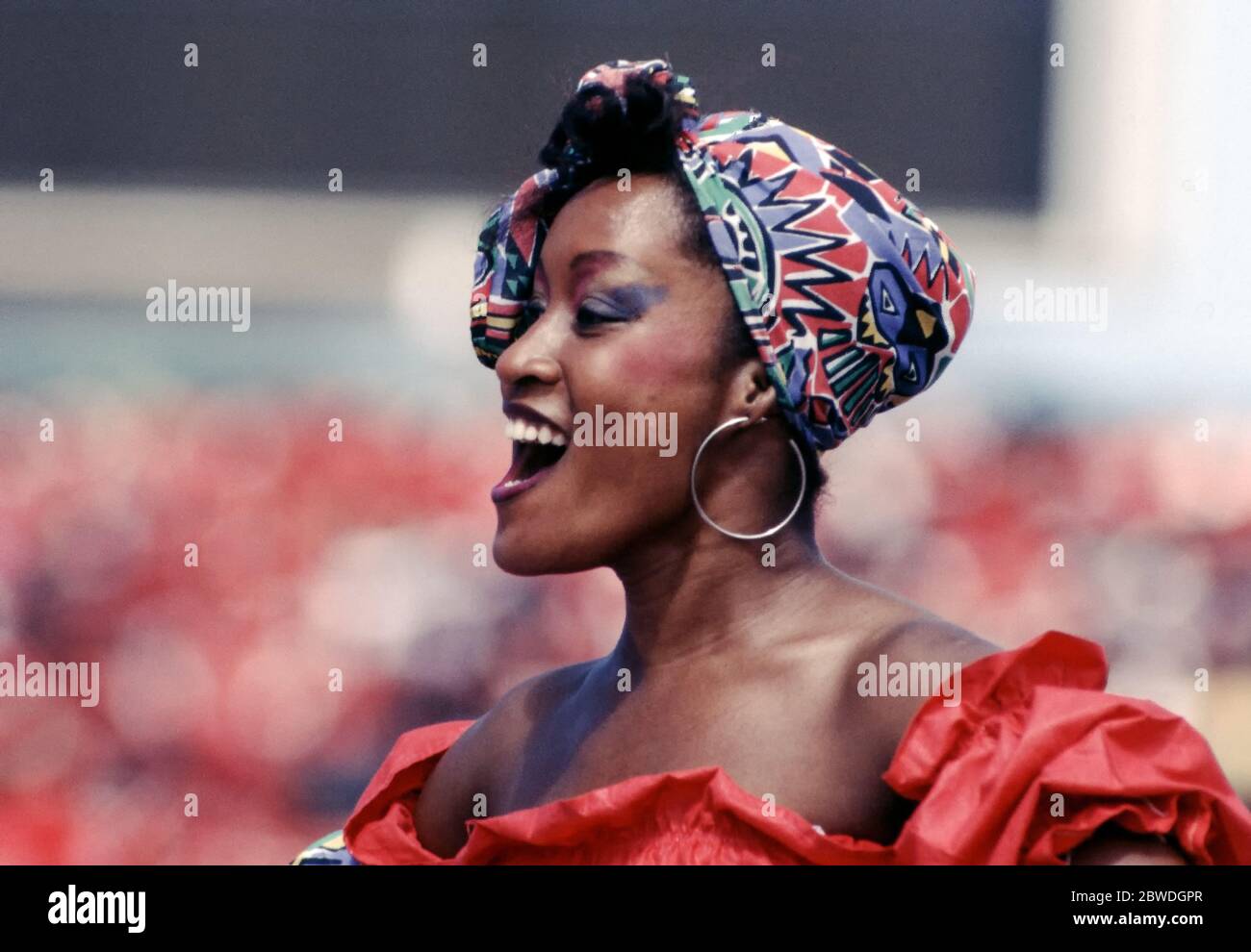 Trinidad and tobago carnival dancer hi-res stock photography and images ...