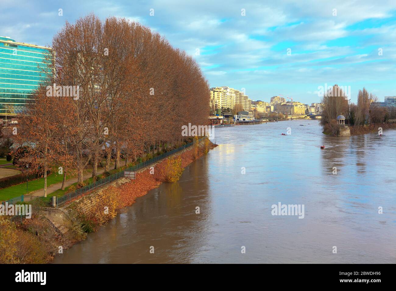 Courbevoie hi-res stock photography and images - Alamy