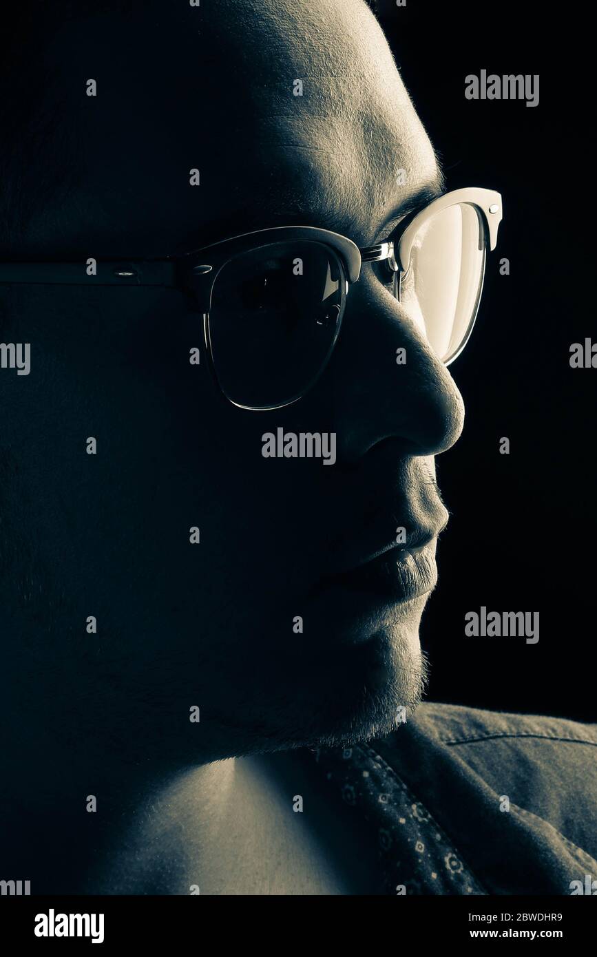 Intellectual man wearing eyeglasses Stock Photo - Alamy