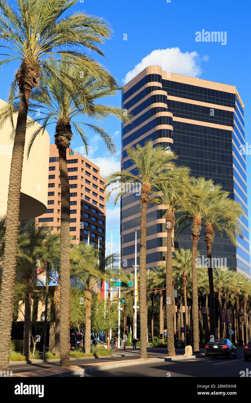 Phoenix center architecture hi-res stock photography and images - Alamy