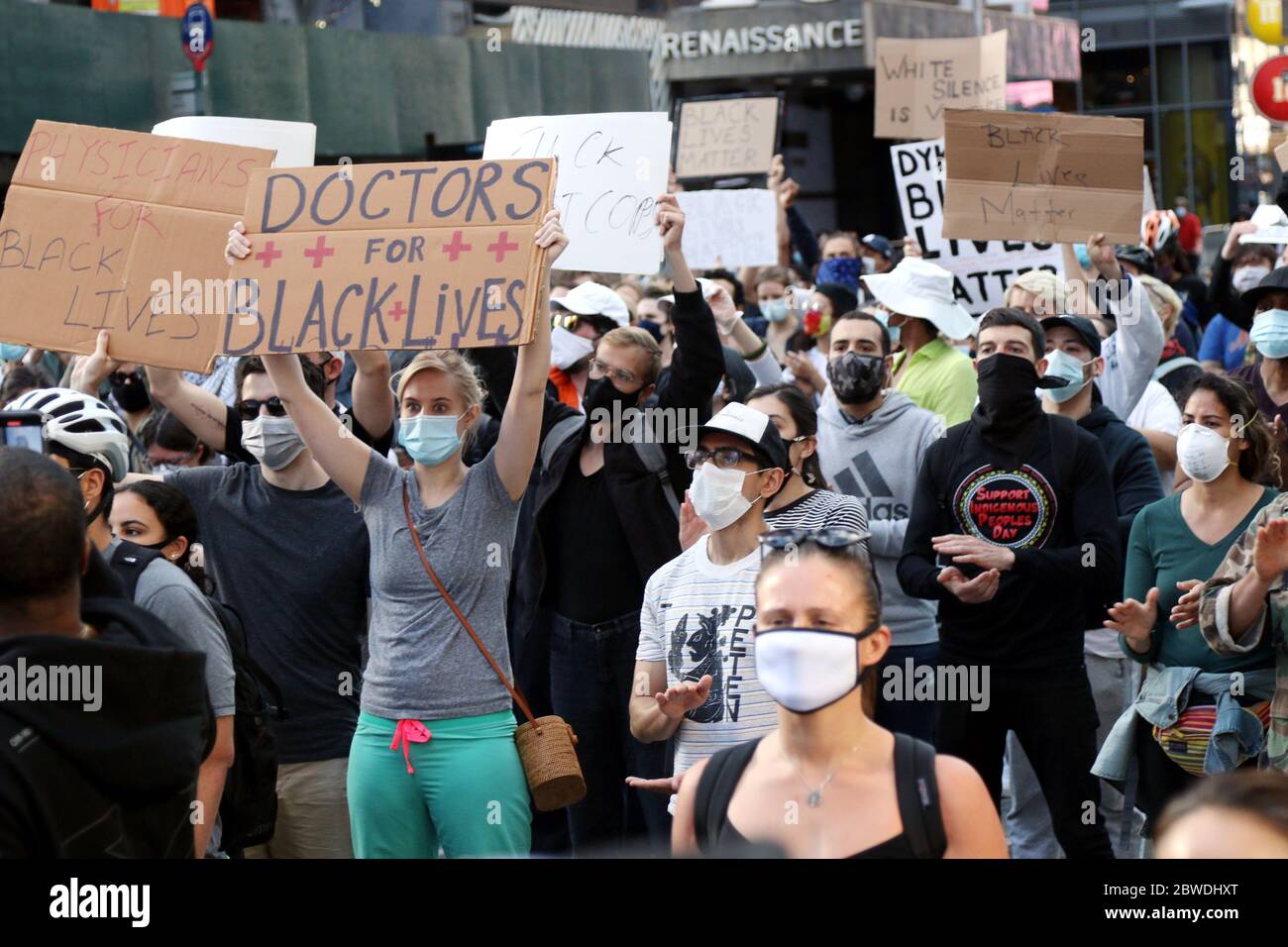 Angry americans hi-res stock photography and images - Alamy