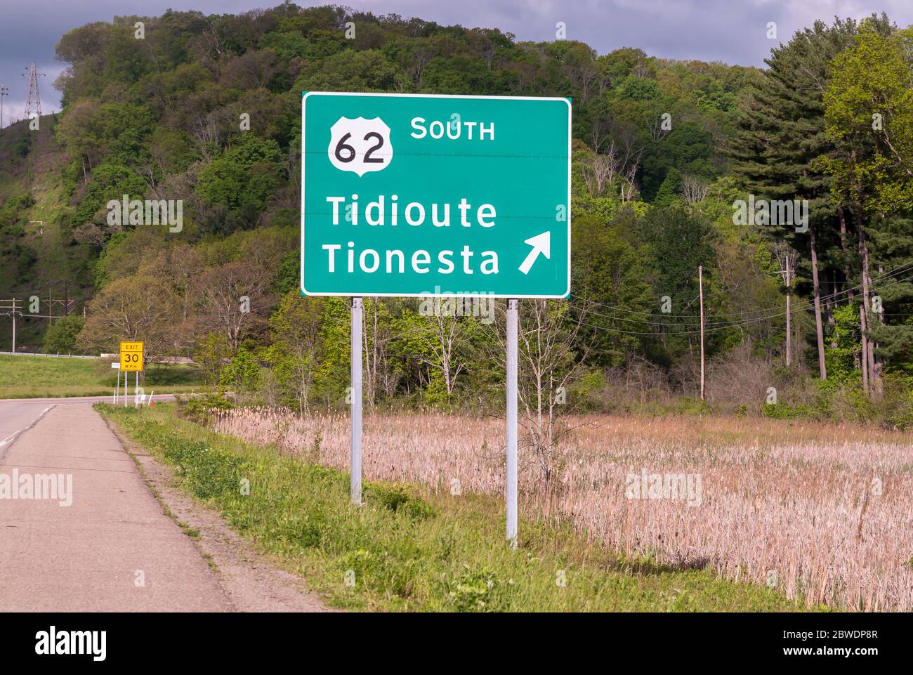 Route 62 sign hi-res stock photography and images - Alamy