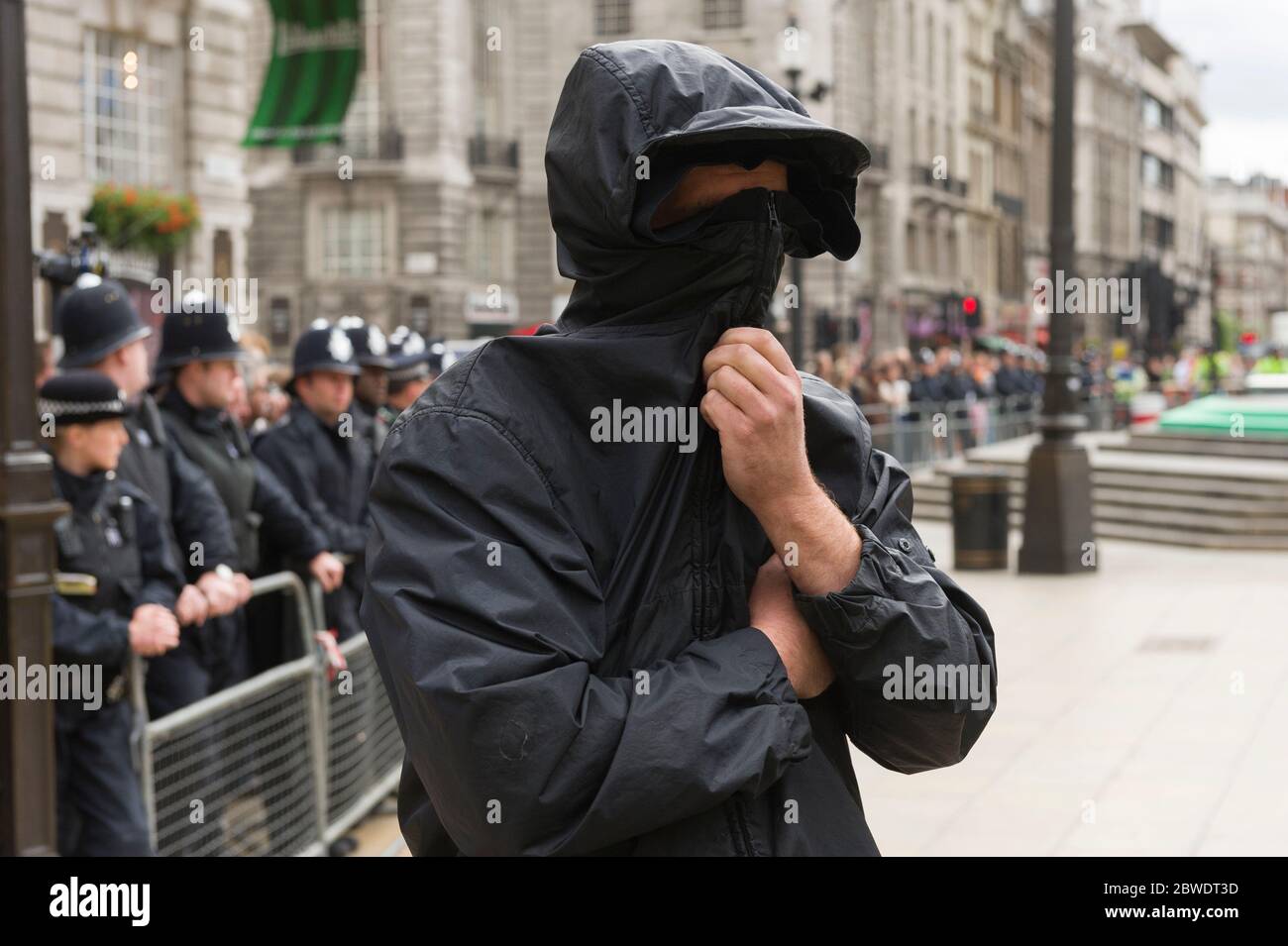 London, BritainMembers of the English Defence League (EDL) protesting ...