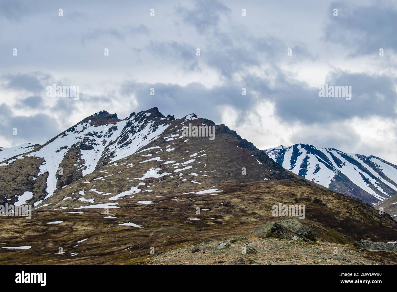 Alaska lonely mountain hi-res stock photography and images - Alamy