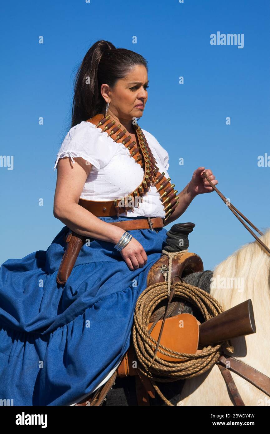 Mexican rodeo woman hi-res stock photography and images - Alamy