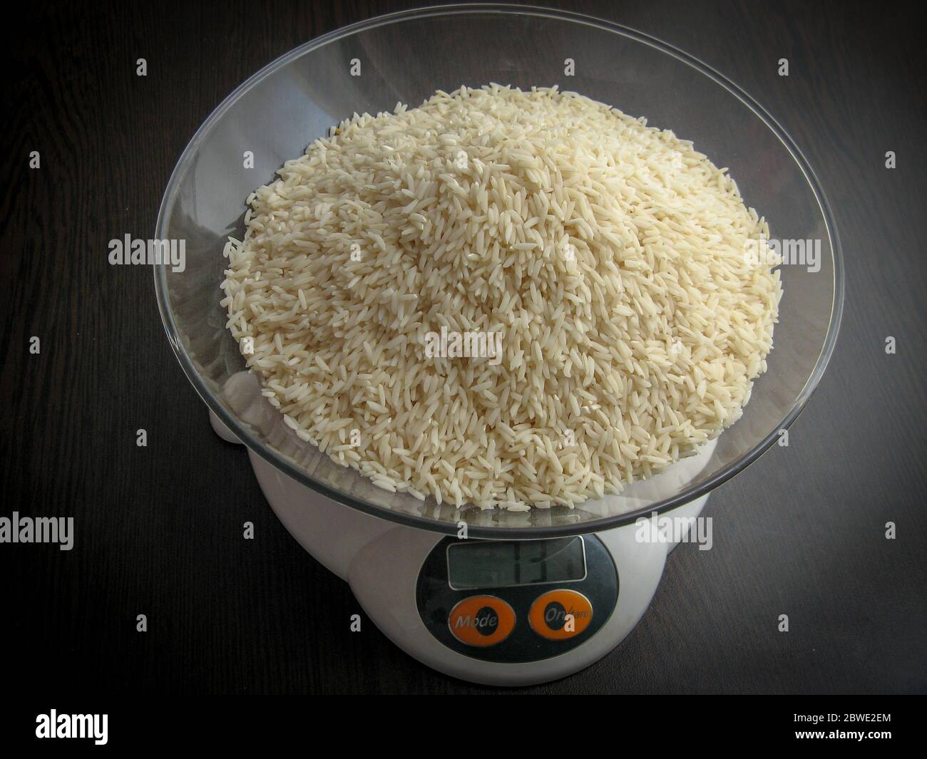 Grain weight scale hi-res stock photography and images - Alamy